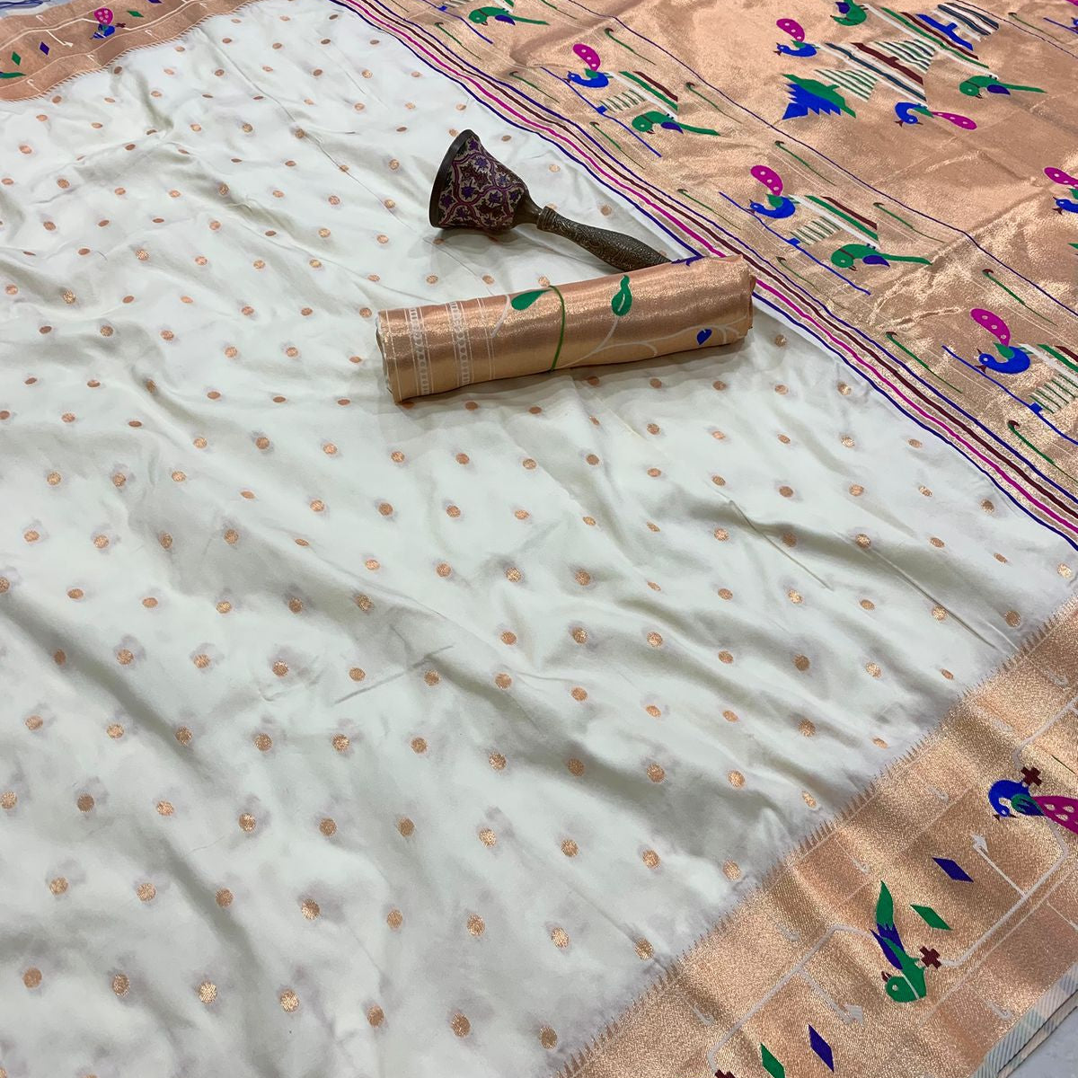 off white Mor Popat Border Semi Paithani – The Meera Studio