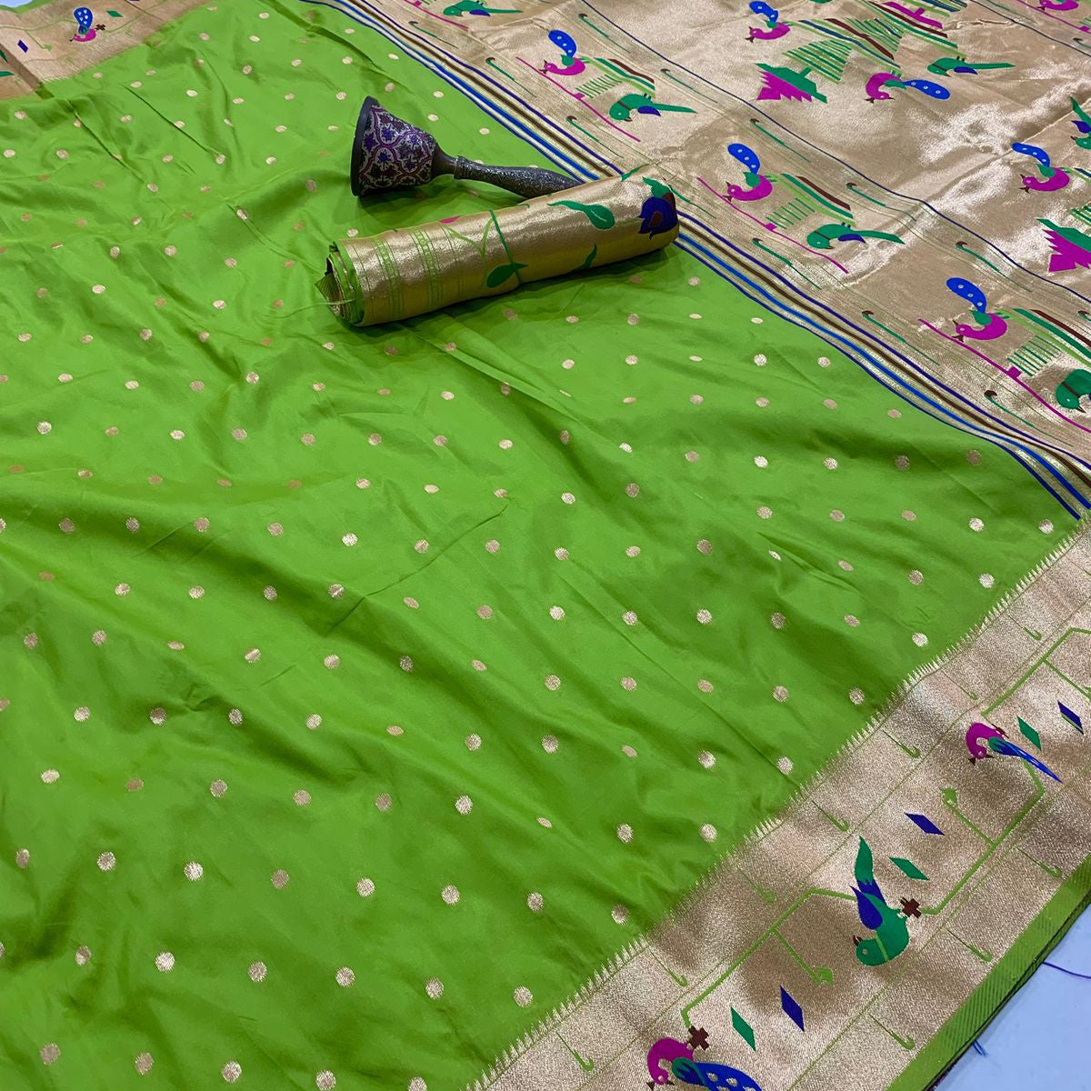 Parrot green Mor Popat Border Semi Paithani – The Meera Studio
